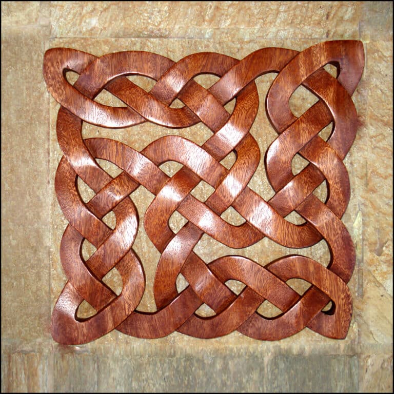 CK-08 Celtic Knot - Celtic, Viking and Lamp Woodcraft Carvings