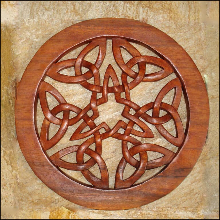 Celtic Carvings Archives - Celtic, Viking and Lamp Woodcraft Carvings